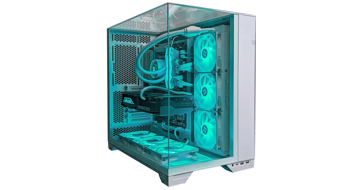 Track Cobratype Venom - R7 9700X - RTX 5090 - Liquid Cooler at Newegg